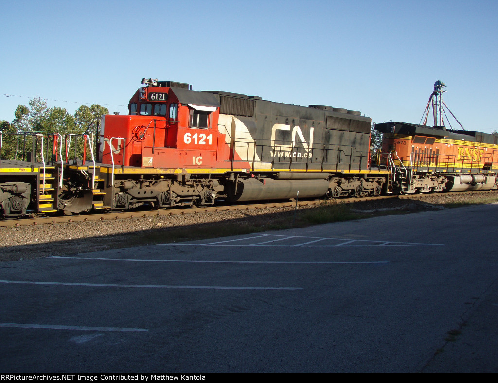 CN (IC) 6121